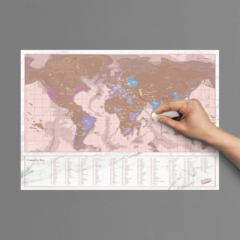 Scratch Map Rose Gold Travel - Flot rosaguld scratch map til rejsen